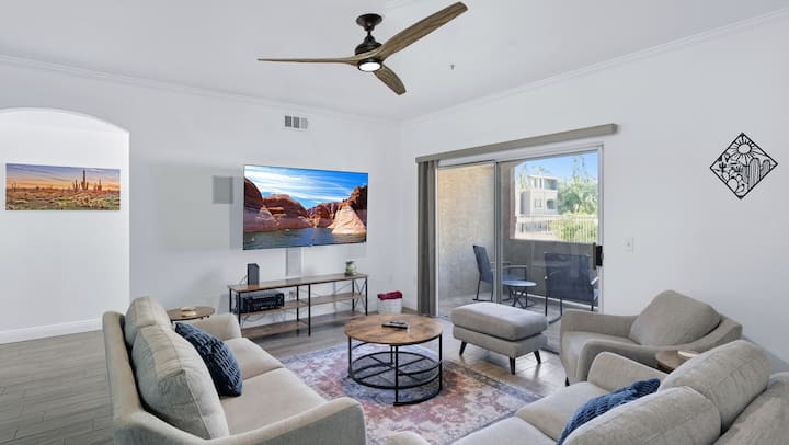 Two-bedroom Condo With Pool And Hot Tub - Phoenix