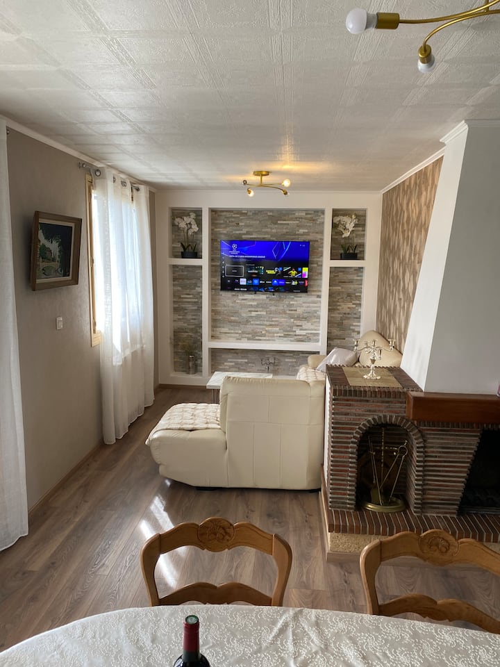 Maison Individuelle, 4 Chambres, Parking, Jardin - Ibis budget Rouen Petit Quevilly