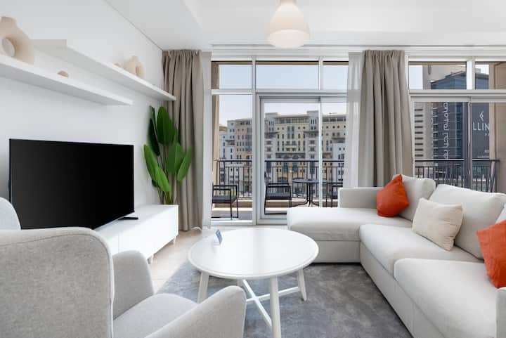 2-bedroom + Den At Emaar Towers By Maple Suites® - Dubai