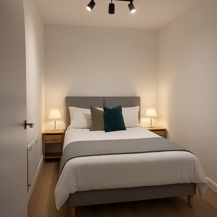 Stylish High Street Hideaway- Cosy Retreat - Swindon