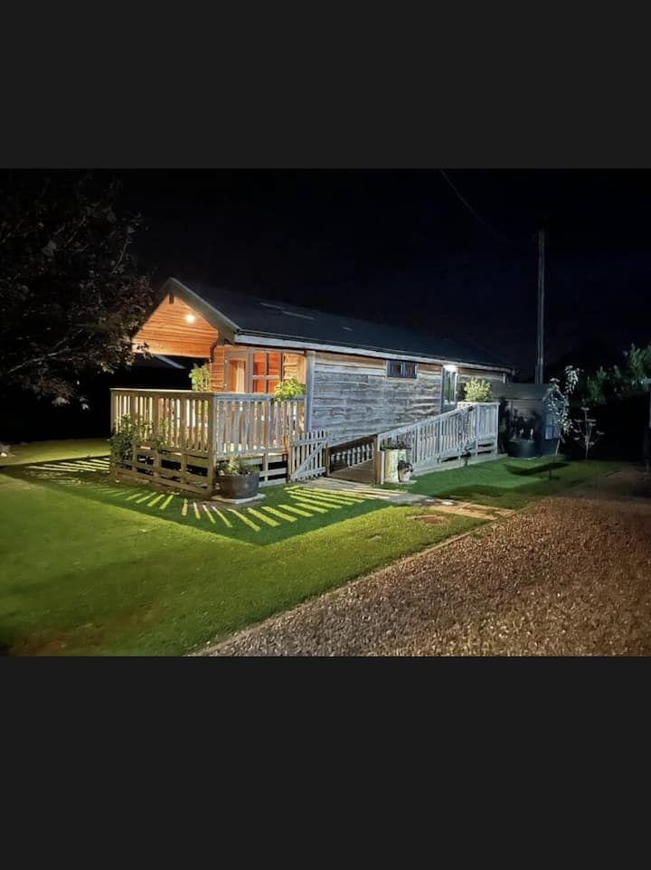 The Firkin Lodge - Spalding, UK