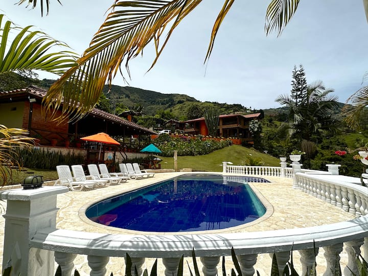 Grandiosa Finca De Recreo En Copacabana- Antioquia - San Pedro