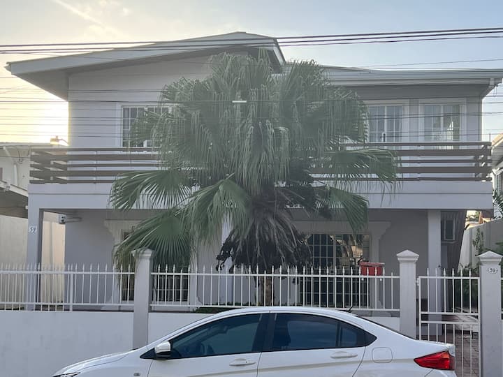 Cool Carib 1br Woodbrook Gingerbread House Flat 3 - Port of Spain