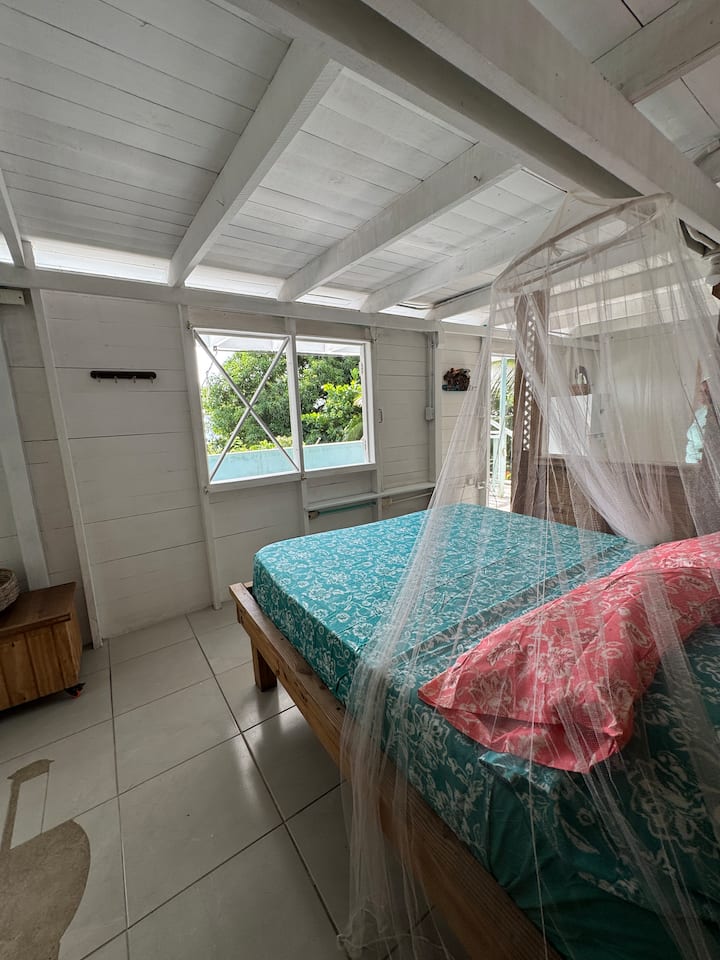 Frenchy’s Local Apartment On A Caribbean Island - Isla de Providencia