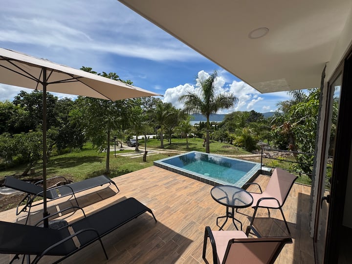 Lakeviu Ii Modern Cabin With Private Pool - El Salvador