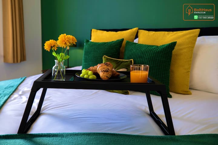 Spacious 6 Guest | Free Wifi | Family | Contractor - Birmingham