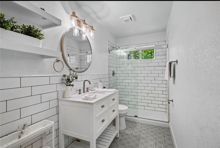 The Oakley < 1 Mile From University Of Arkansas - フェイエットビル, AR