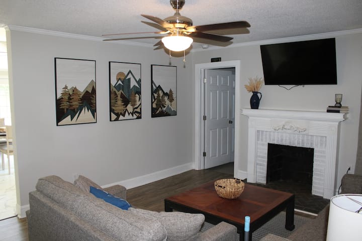 Firefly Cottage - Easley, SC
