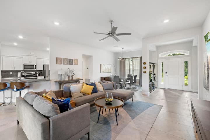 Sebastian Modern Oasis - Sebastian, FL