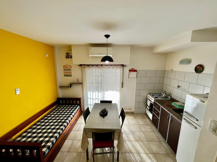 Departamento Completo A Pasos De La Playa, Colón - Colón