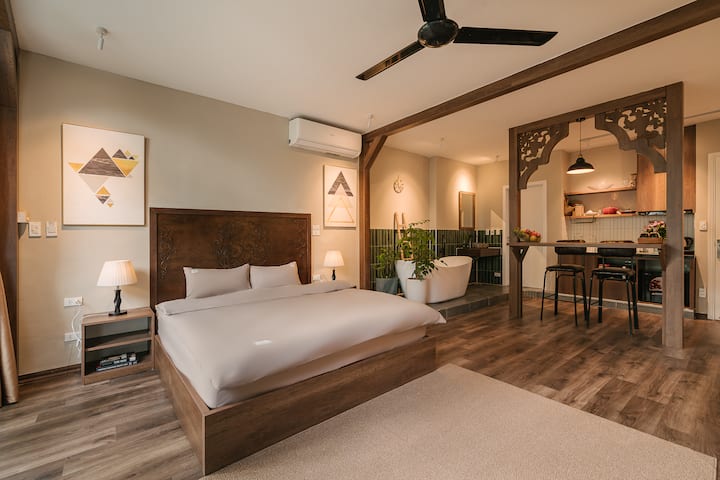 Bancolny| Large Window| Street View| Old Quarter - Hanoï