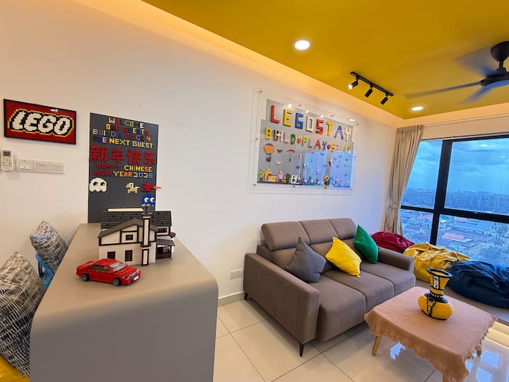 Jb Midvalley Legostay Build Play Stay Ciq 2br8pax - Johor Bahru