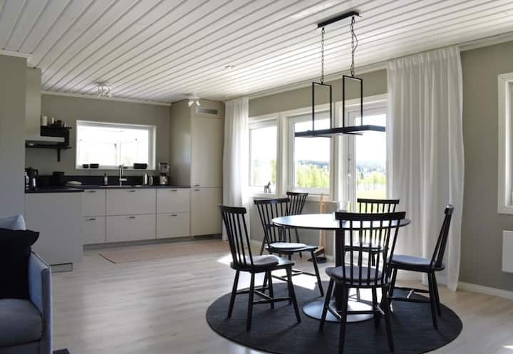 Stuga Med Sjöutsikt - Sweden