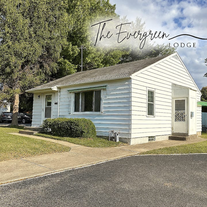 The Evergreen Lodge - Erie, PA