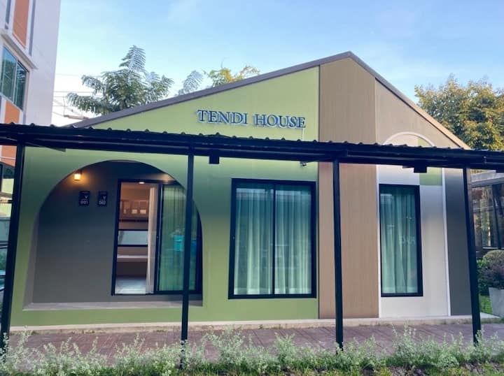 Private Villa With 2 Bedrooms With Garden Retreat - Bangkok Don Mueang Airport (DMK)