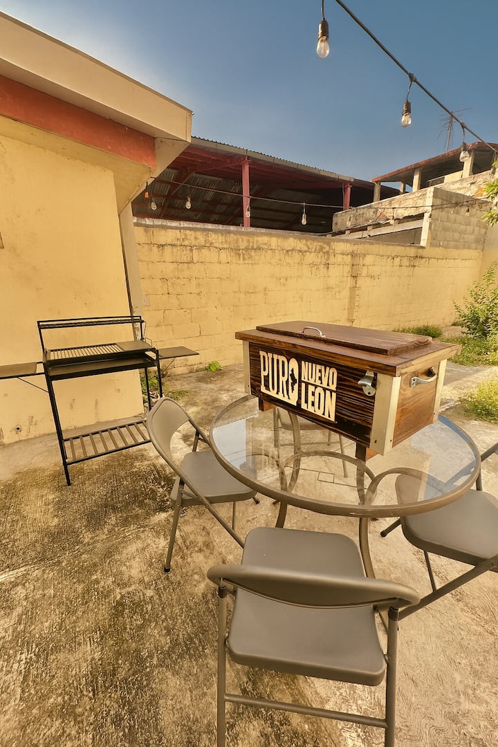 Casa Para Grupos Grandes En El Centro De Mty - Monterrey