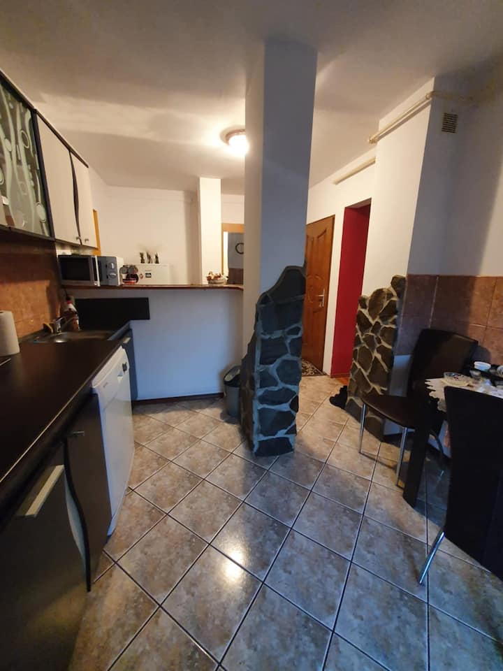 Kereszturi Tömbház Lakás - Cristuru Secuiesc