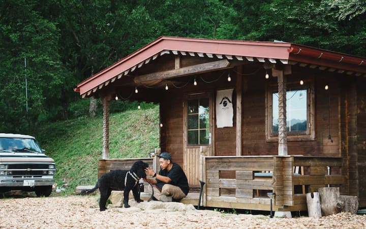 飛騨のキャンプ場で過ごす、1日1組限定のちいさな一棟貸しタイニーハウスです。 - Takayama