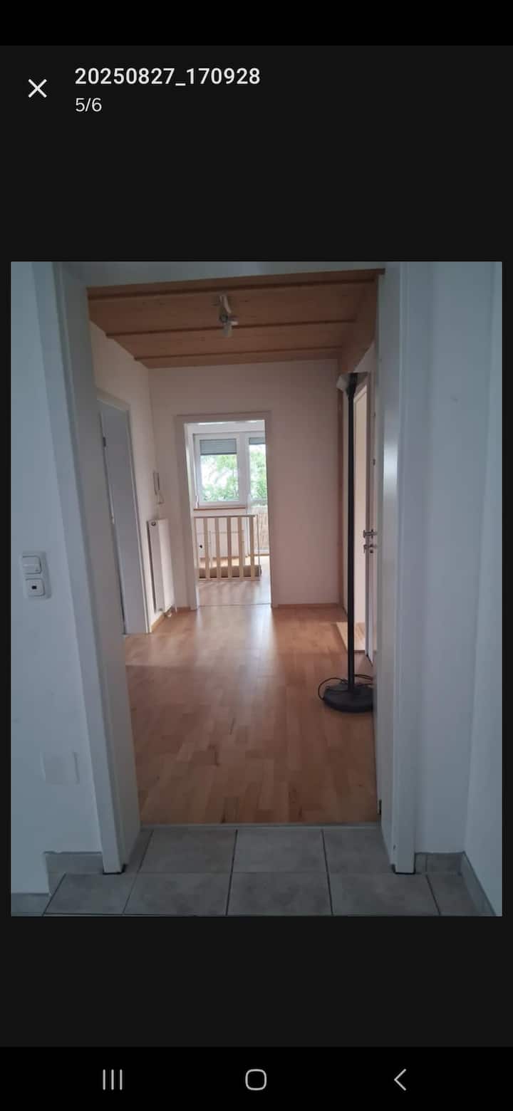 Schöne Helle 90m2 Wohnung - Gilching
