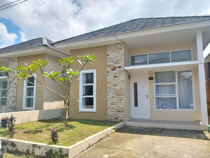 Loulou 3 Tiny House - Mataram