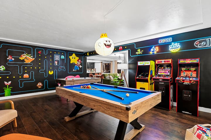 Lux Resort Retreat | Pool Hot Tub Game Room - San Diego, CA