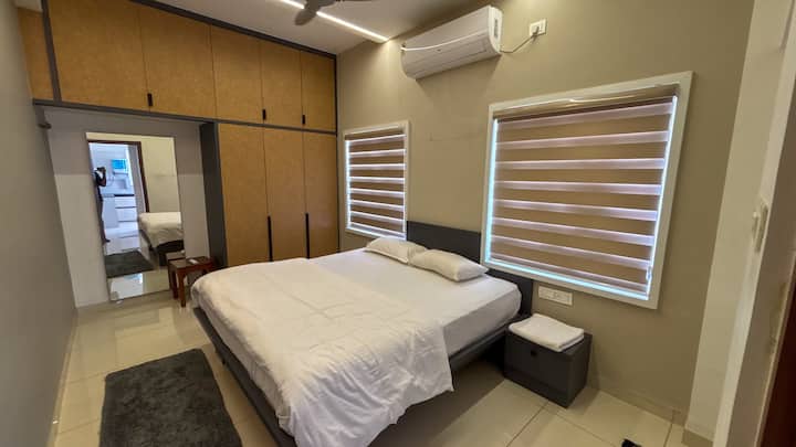 Thulasi Avenue Executive Room - Pollachi
