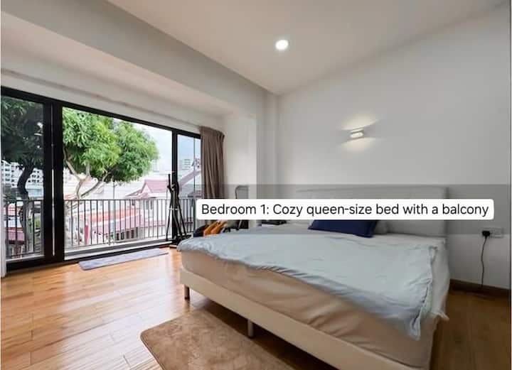 3 Storey House Near Ibis Styles Hotel @Macpherson - Tampines