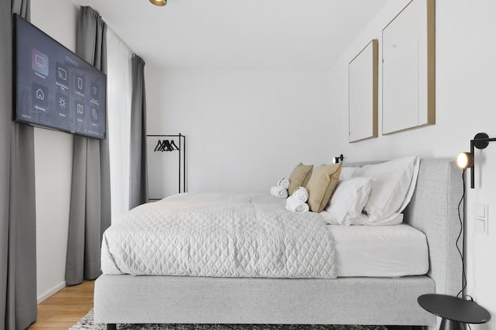 Cruwzo | Regensburg Tower Studio - Donaustauf