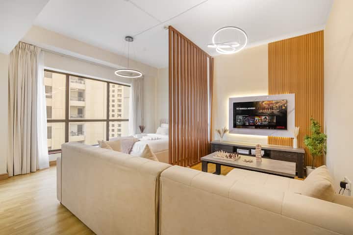 Jbr Luxury Beach Retreat | Pool, Tram & Marina - Dubai