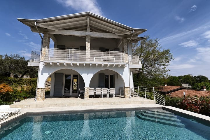 Deluxe Villa Bocciolo Del Garda - Sirmione