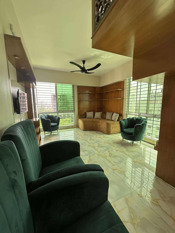 Bashundhara Luxury Duplex W/ Private Pool - Dhaka