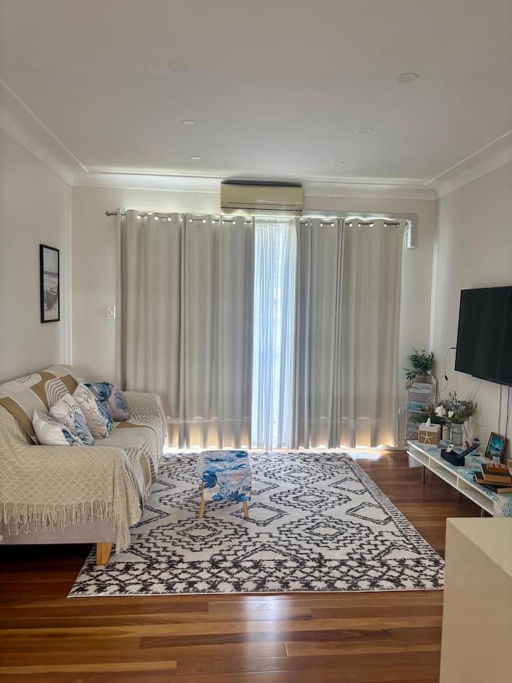 Serenity By The Sea – Red Heritage Apartment - Kiama