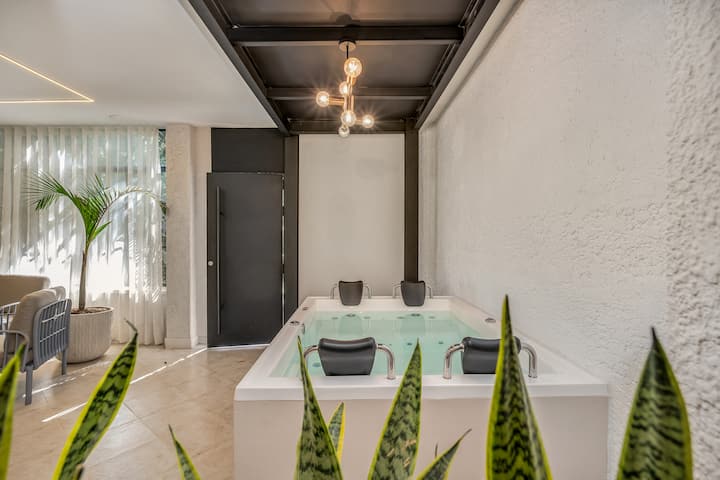 Close To Provenza 3-br House-private Jacuzzi - Medellín