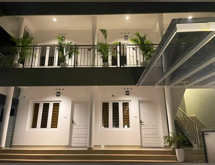Urban Loft 8bhk Entire Villa 10 Min To Lulu - Kochi