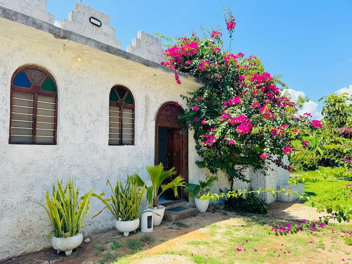 Chinchilla Castle - Zanzibar