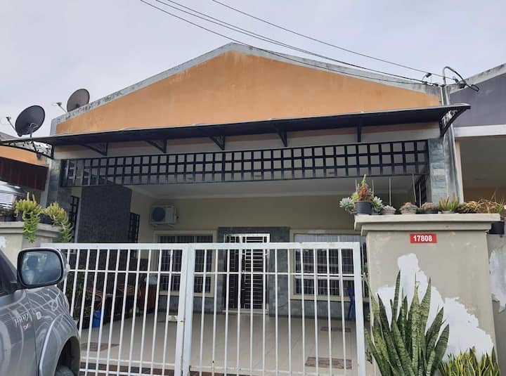Teratak Astana - Tawau