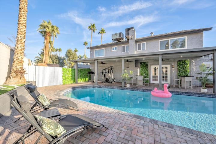 Vegas Getaway W Pool Gym Games Sleeps Large Groups - Henderson, NV