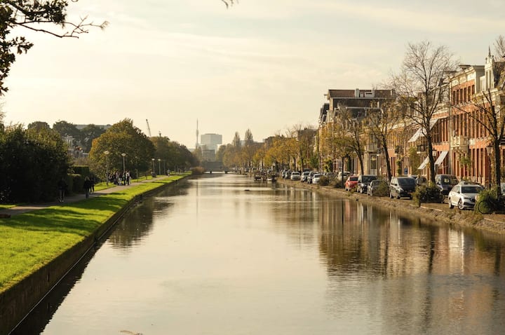 Stijlvol Appartement Aan Het Water In Oost - Amsterdam