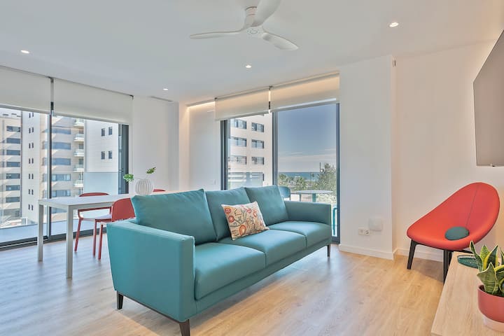 Lugaris Stay 2 Bedroom Apartment - Barcelona
