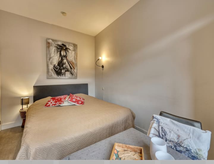 Petite Chambre Cosy Au Cœur De Ville - Beauraing