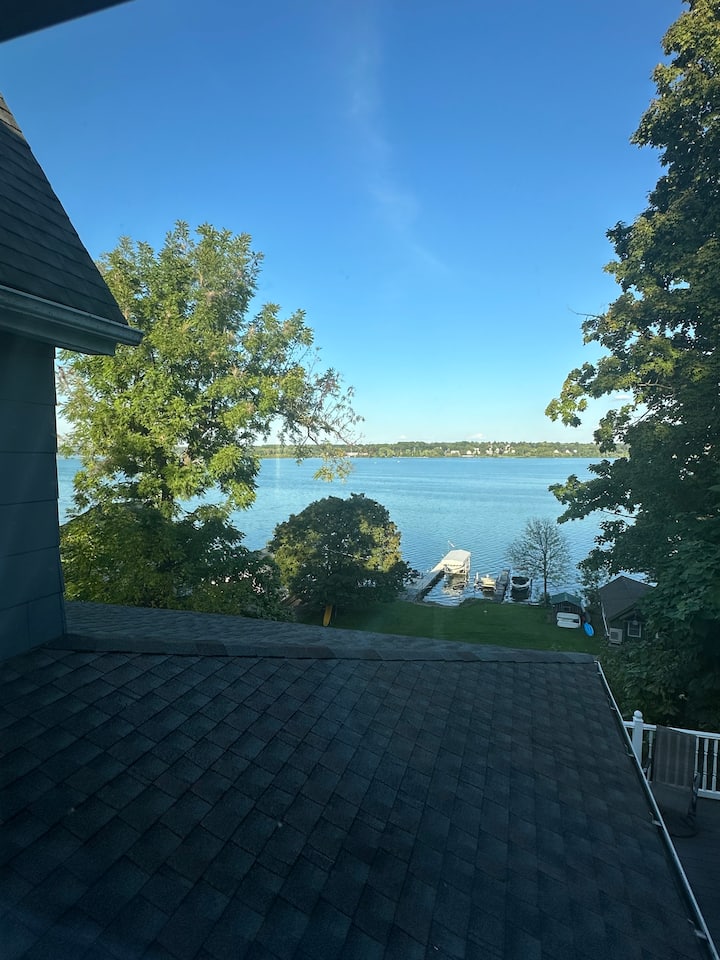 Waterfront Second-floor Apartment On Cayuga Lake - Seneca Falls, NY