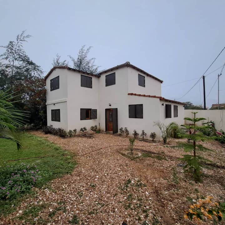 Maison Dakar Lac Rose - Senegal