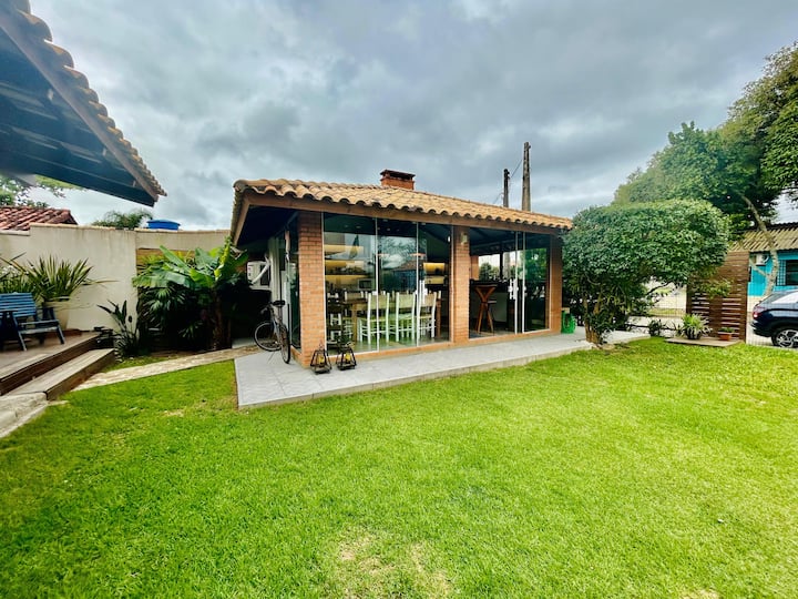 Casa à Poucas Quadras Do Mar No Centro De Garopaba - Garopaba