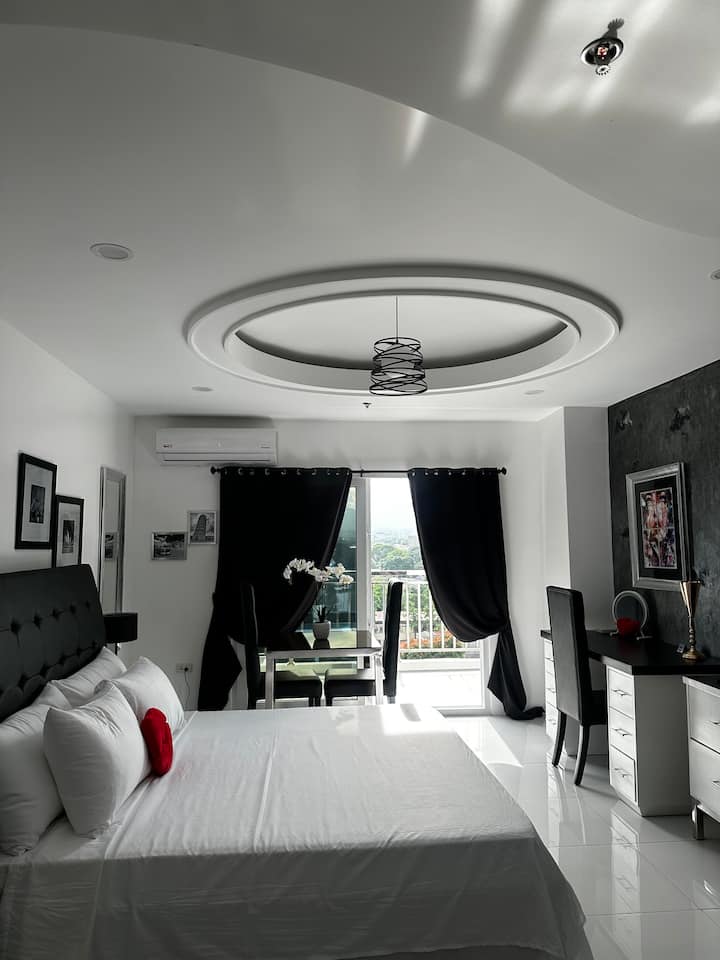 Unit I-6 Premium Kandi White Tower With Balcony - Angeles