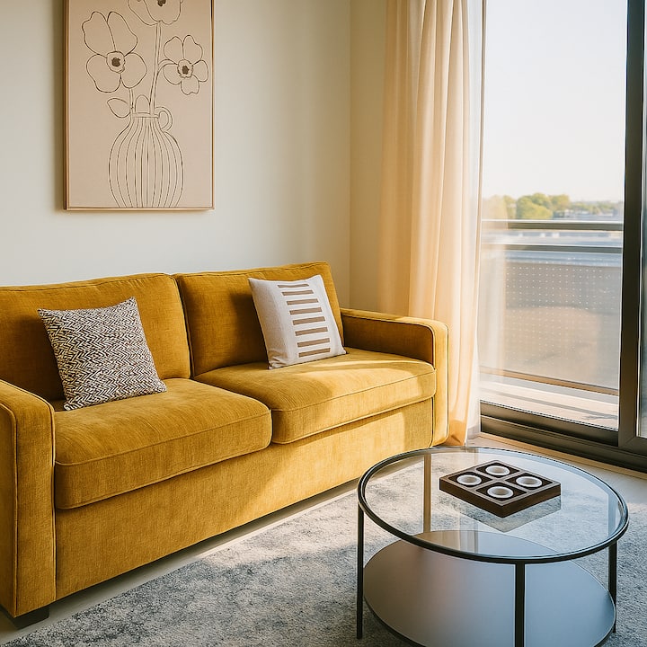 Modern Private Condo | Mins To Downtown & Airport - Toronto