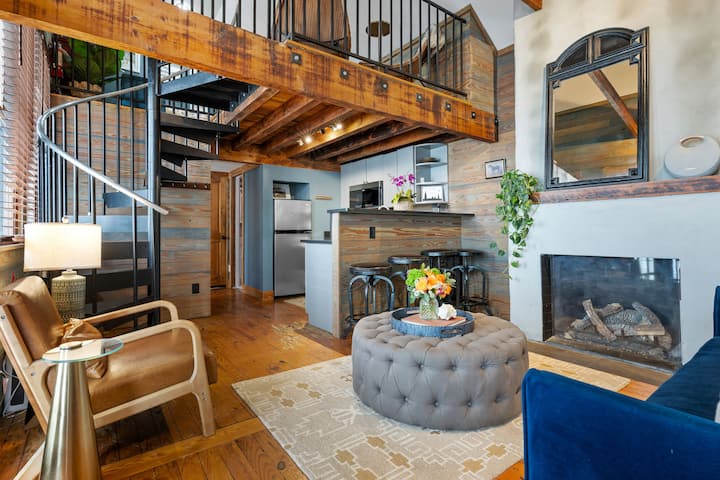 Ebony & Ivory | Lofted Charm With Fireplace! - Charleston, SC