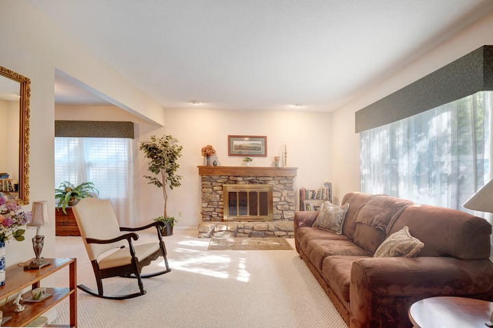 Classic Home In Southwest Champaign - Champaign, IL