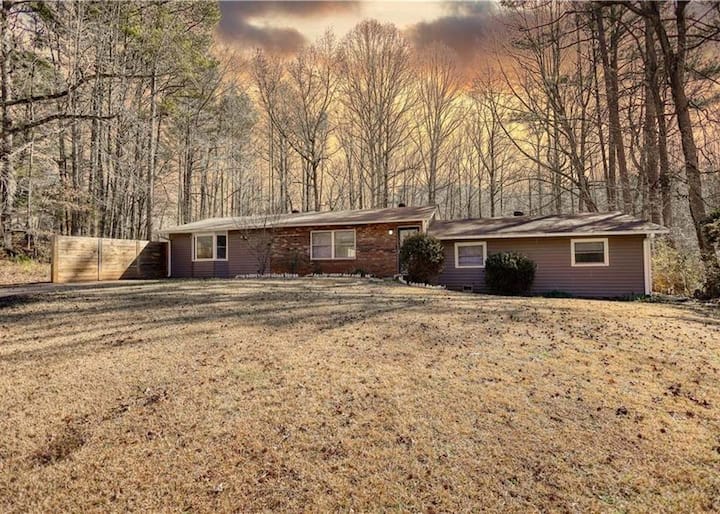 Cozy Private Studio Near Atl Airport - Union City, GA