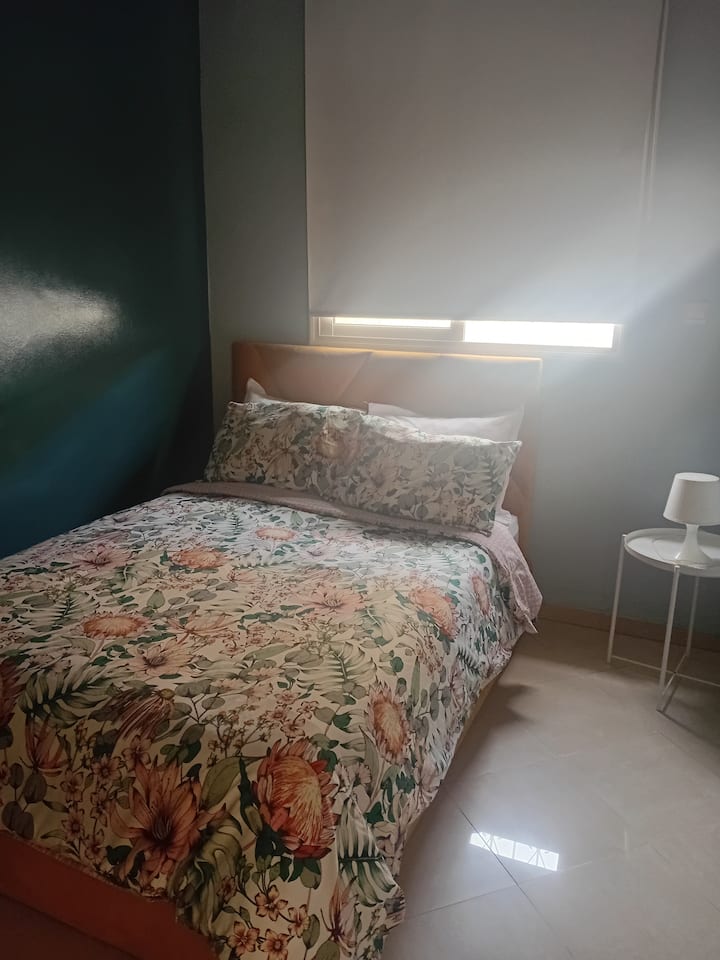 Chambre Cosy Avec Salle De Bain Et Patio Privés. - Casablanca