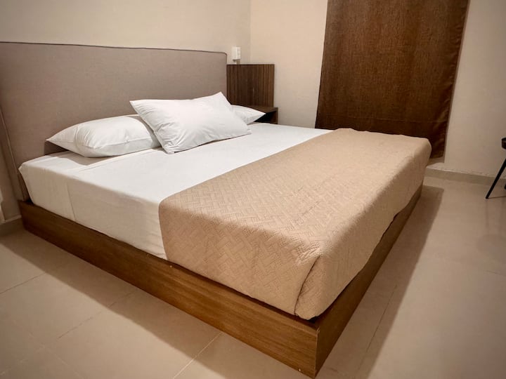 Lux 1b Centrito Valle - Monterrey